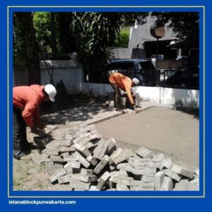 Abu Batu untuk Paving Sebagai Alternatif Pasir - Istanablockpurwakarta.com